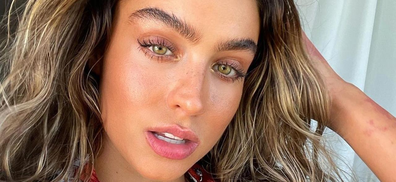 Sommer Ray Stuns In Bikini, Flaunts 'Body Built For The Beach