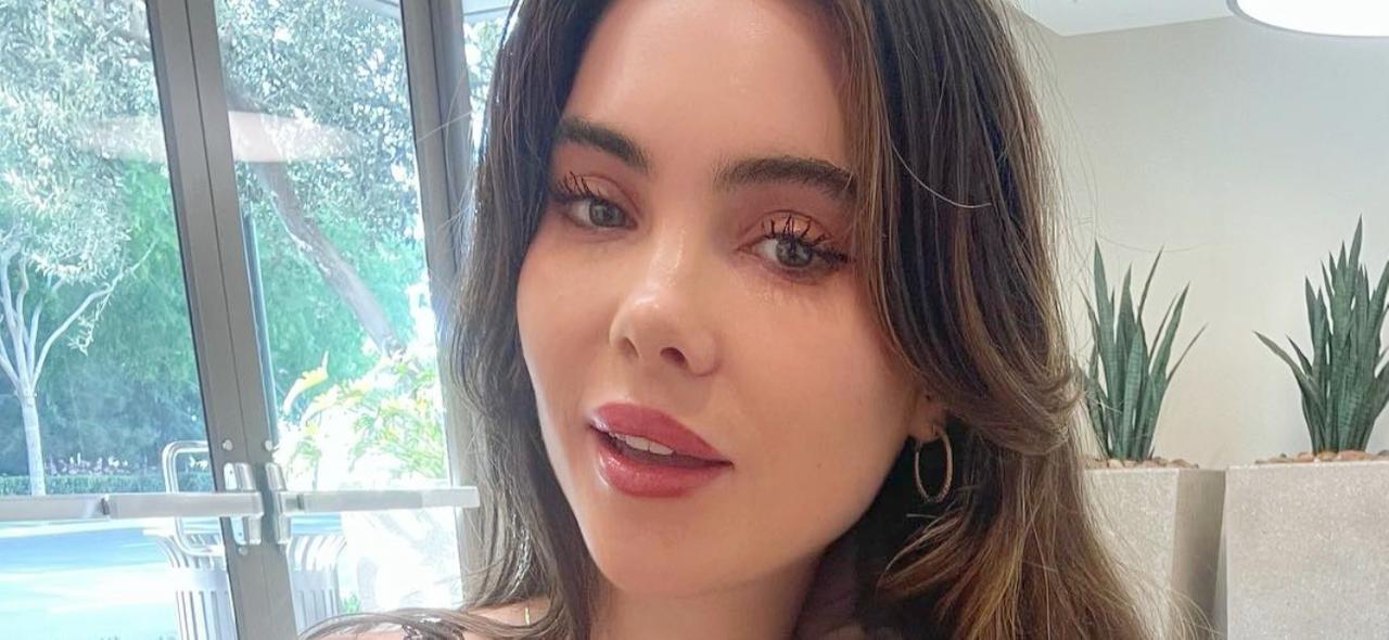 Gymnast McKayla Maroney Suffers Malfunction In Miniskirt