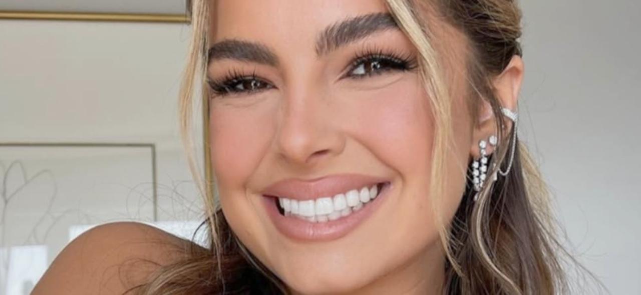 Addison Rae Celebrates Her 'Pepsi' With Bikini Handstand