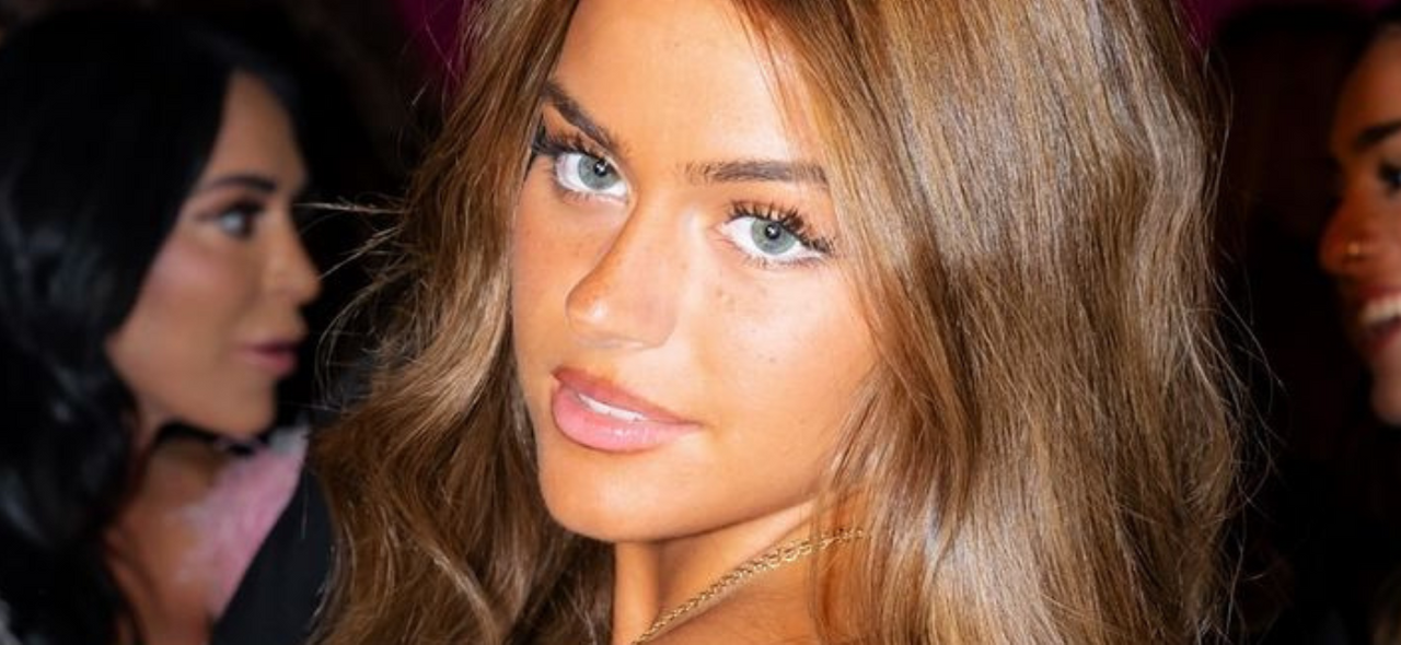 Let's Make A Chicken Stromboli With Jersey's Own Julia Molinari!