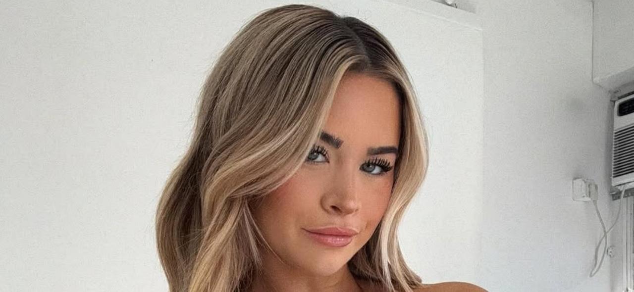 Emily Elizabeth Turns Up the Heat In Green Bikini On Instagram