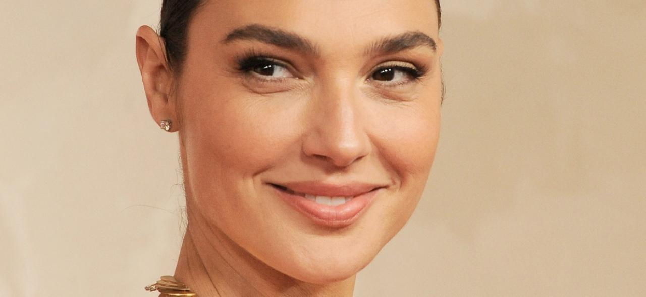 Gal Gadot Wears Nothing Beneath Her Plunging Blazer