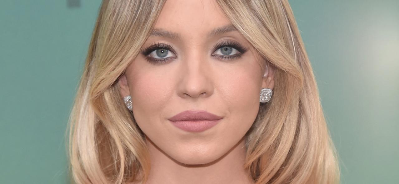 Sydney Sweeney In Bikinis Told Photos Are 'Lingerie Ads'