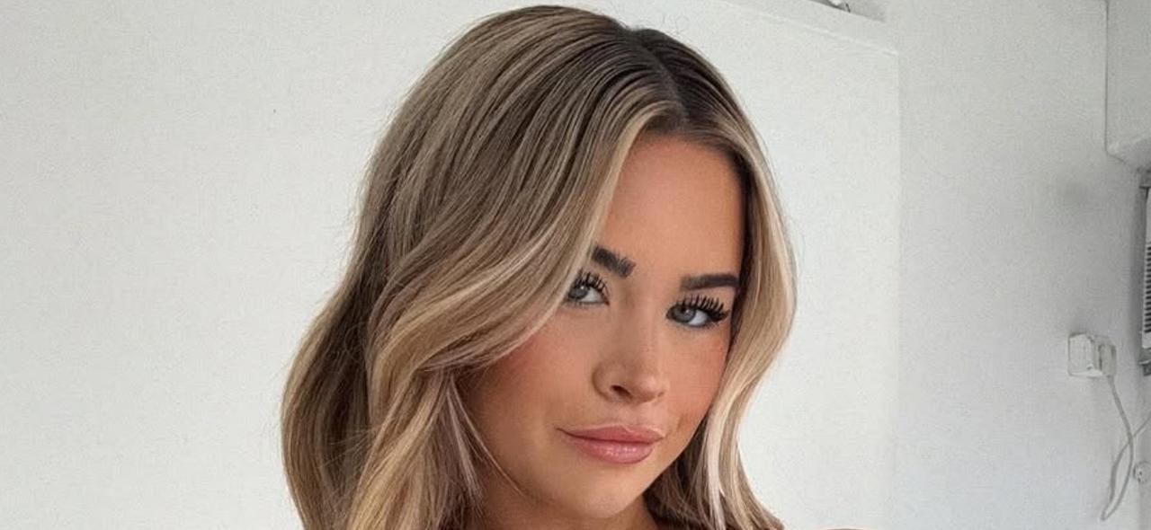 Emily Elizabeth In Her Itty Bitty Bikini Teases ‘More Of This In 2026’