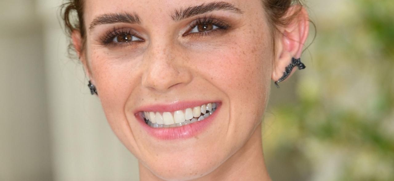 Emma Watson's Cropped Shirt Lifts Up With Nothing Underneath