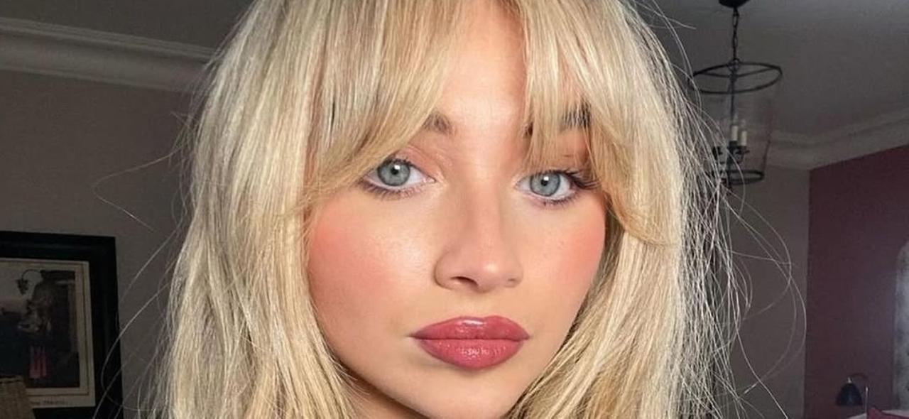 Sabrina Carpenter's Flirty Snap Has Fans Divided: 'Better With Clothes On'