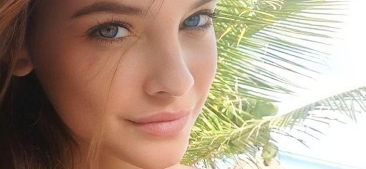 Barbara Palvin In Braless Street Walk Advised To 'Keep Going'