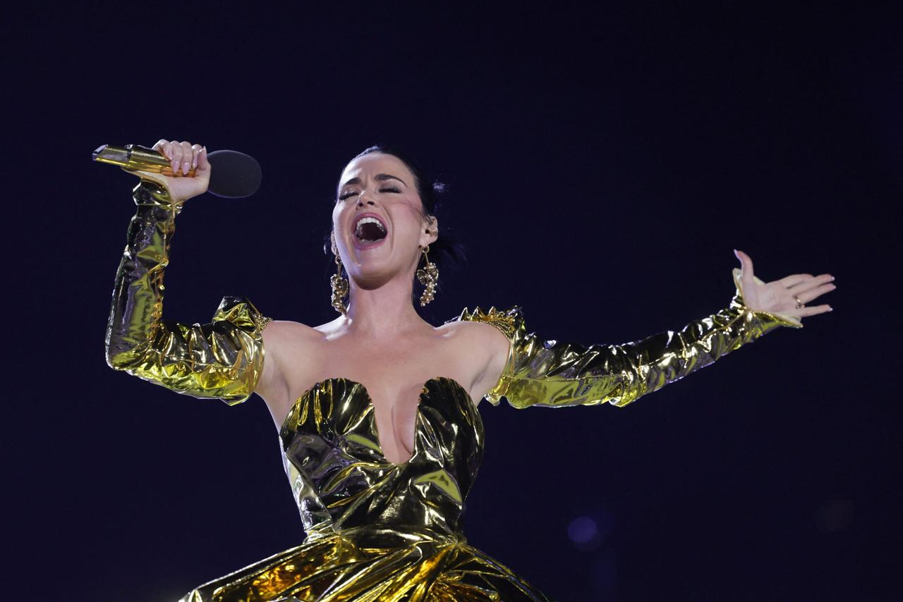 Katy Perry Maybe Multitasking In Lawsuit With Bedridden Veteran