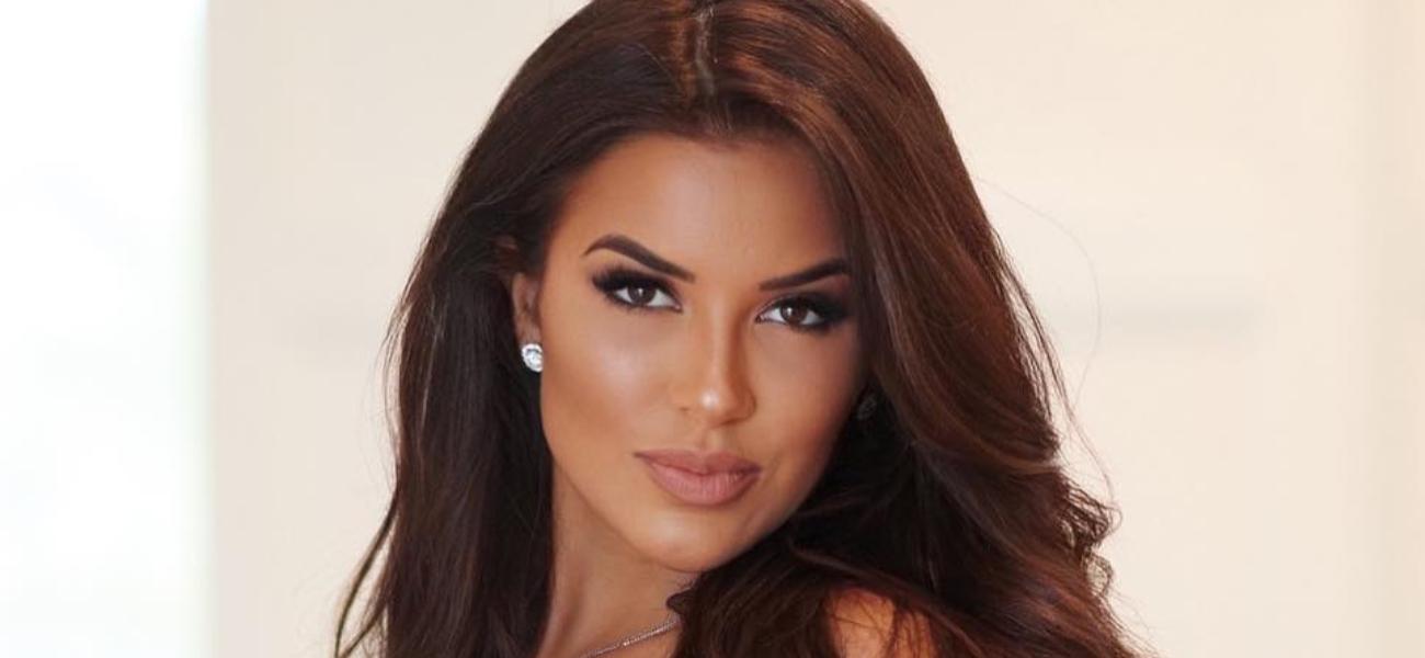 Rachel Bush Suffers Technical Malfunction In String Bikini