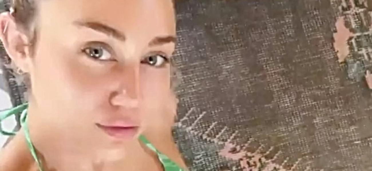 Miley Cyrus Shows Her Buns 'Of Steel' In A Skimpy Thong