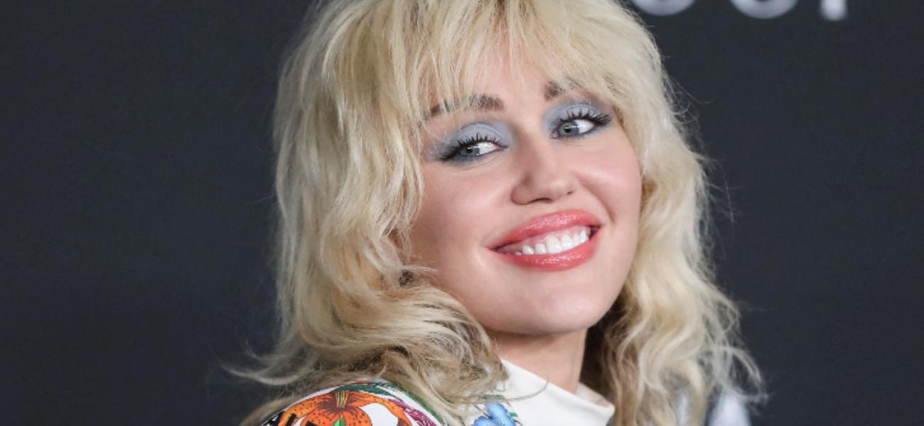 Miley Cyrus Braless In Cowgirl Daisy Dukes Is A Solid 'Favorite'