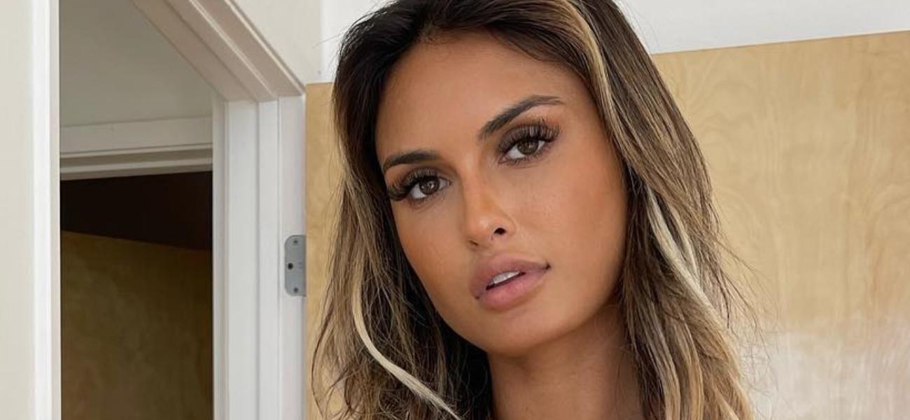 Julia Rose In Soaking-Wet Bikini 'Improvises' With Her Hose