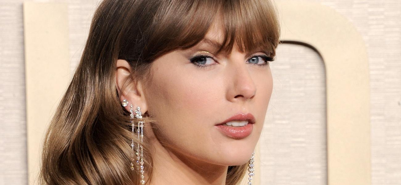 Taylor Swift Waving Flag In Striped Swimsuit 'Broke The Internet'