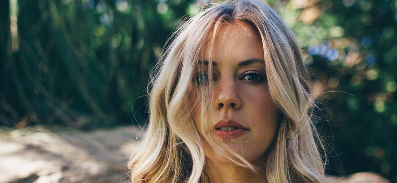 Joey Lawrence's Estranged Wife Is Embracing Her 'Tears'