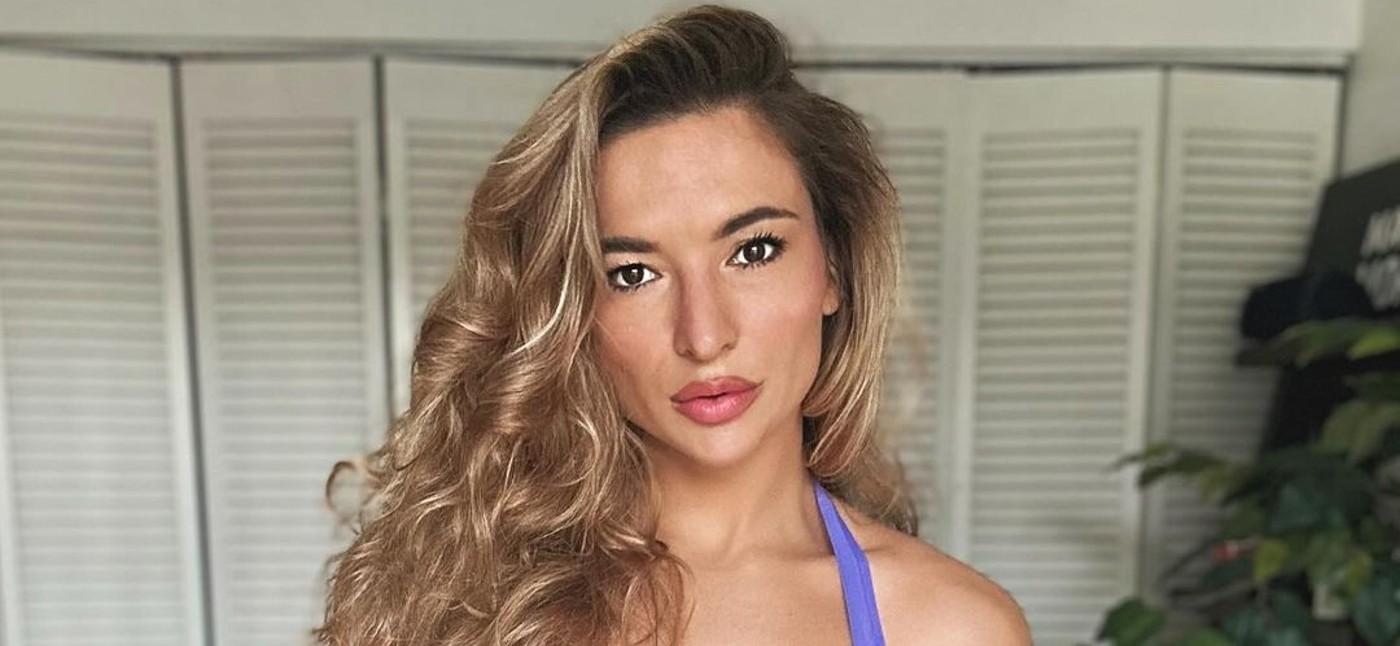 UFC Fighter Maryna Moroz In Her Red Lingerie Is 'Such A Tease'