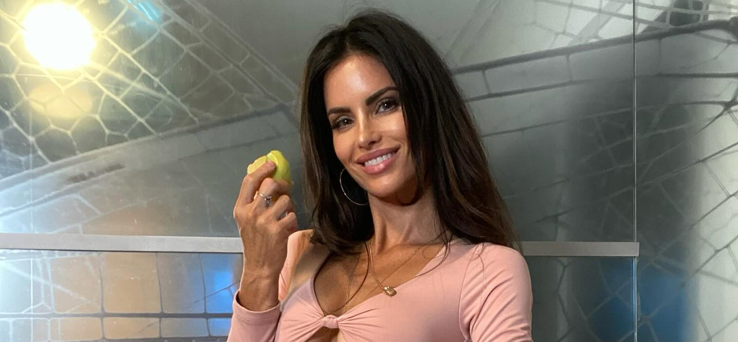 Paddle Board Instructor Jala Sue In Bikini Is ‘Making Miami Look Good’