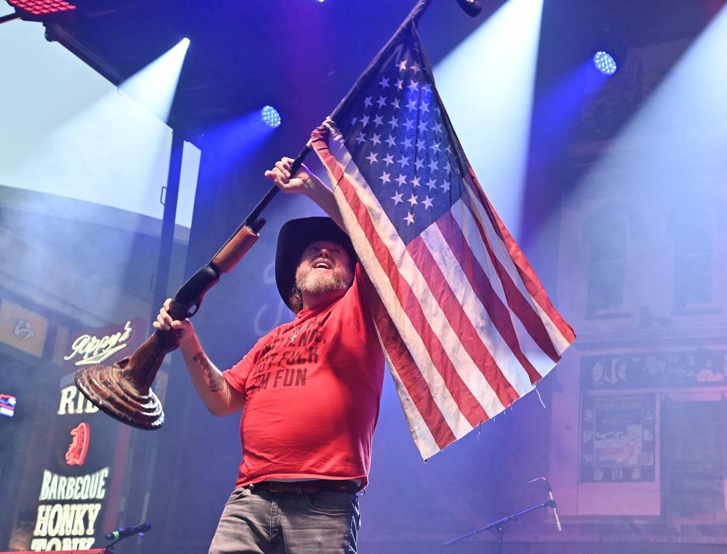 Country Singer Colt Ford In ICU After Suffering From A Heart Attack