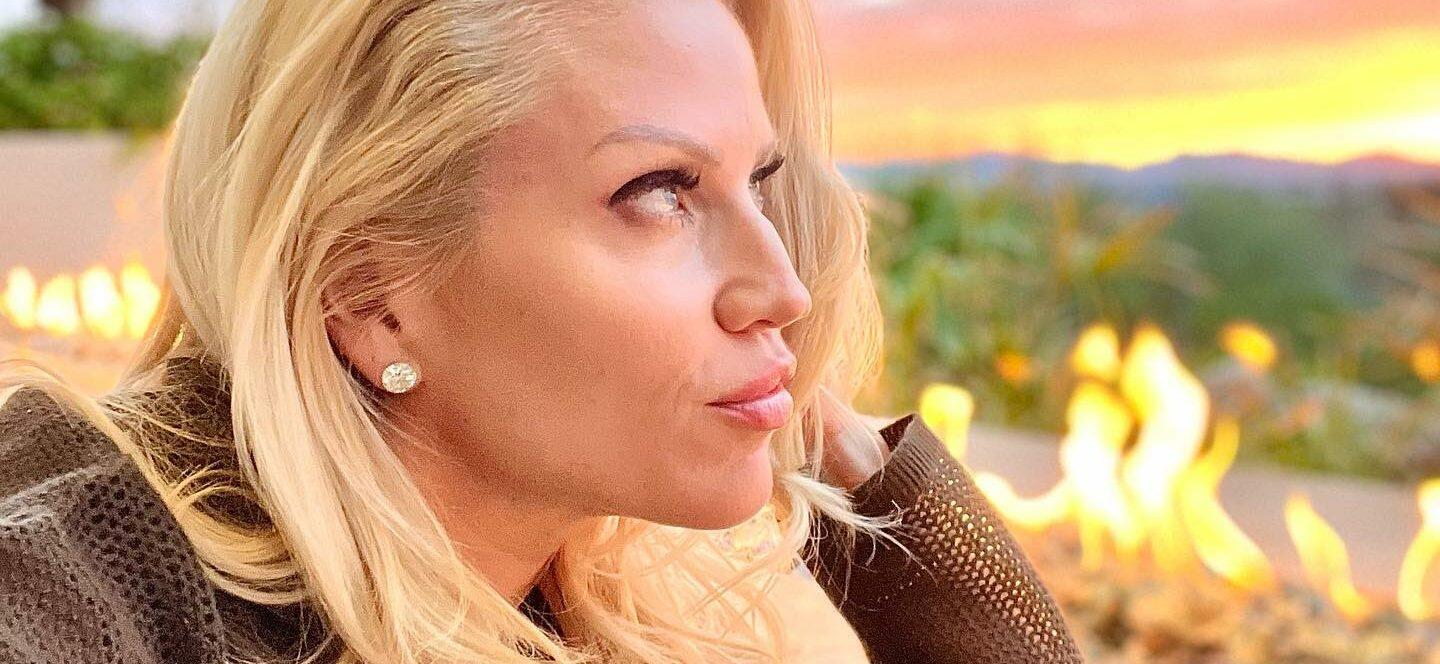 Jac Cordeiro Shows Off Her 'Confidence' In A White Bodysuit