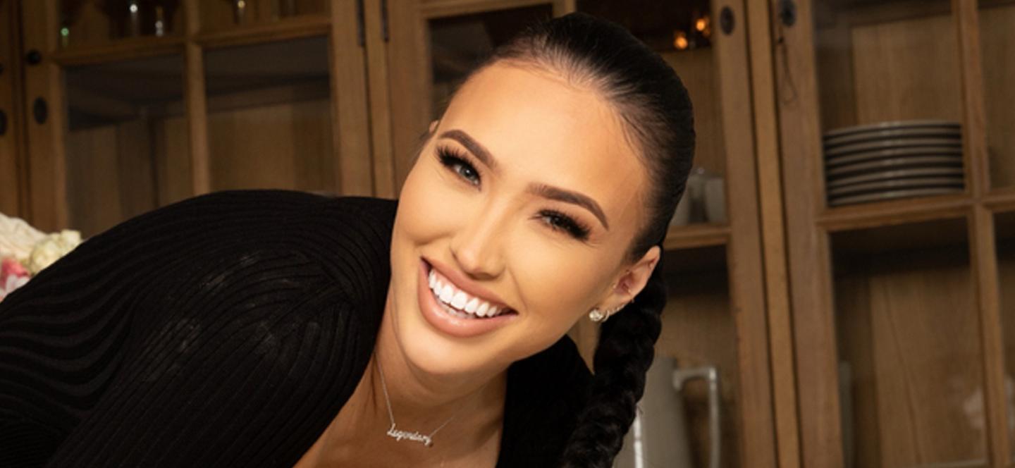 Bre Tiesi Is 'Ready For Easter' With THESE Gorgeous Vase Decors