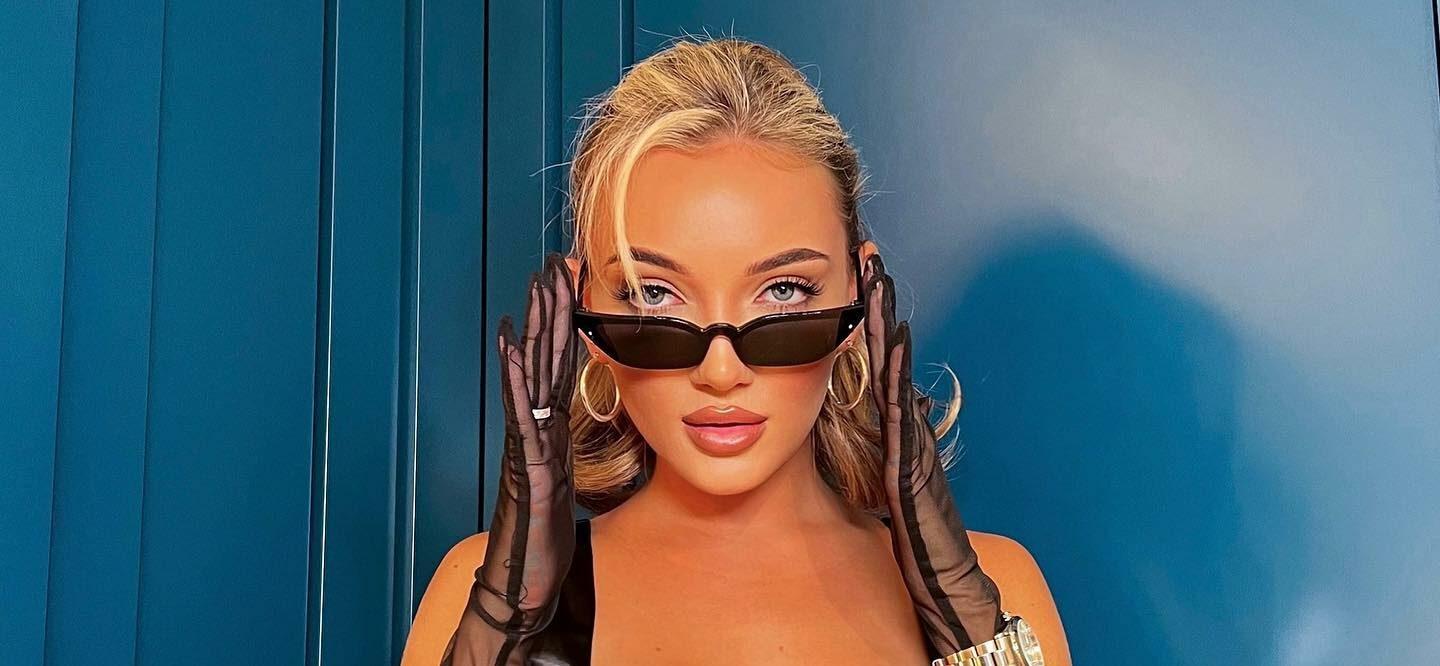 Beaux Raymond Channels Pamela Anderson For Her Halloween Costume