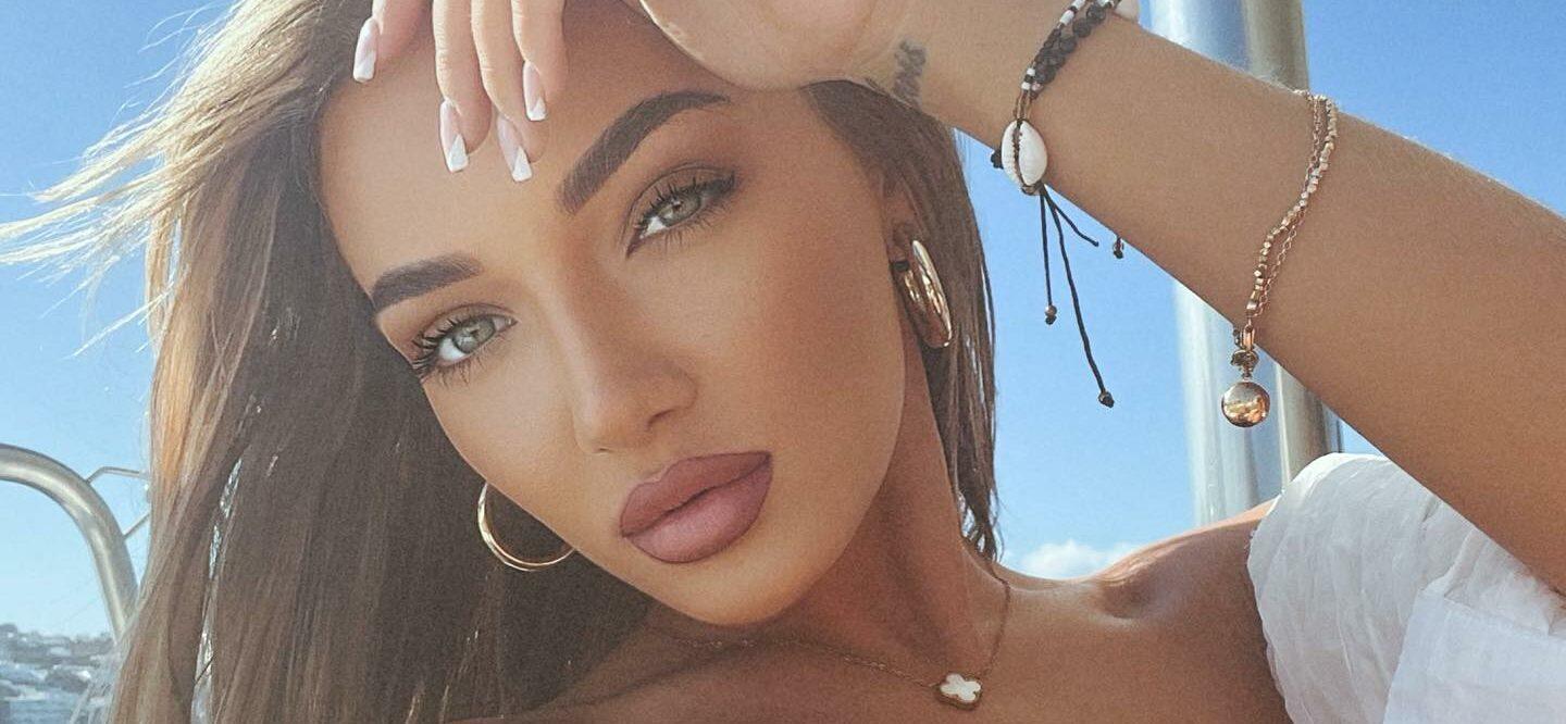 Beaux Raymond Teases Massive Underboob In A Tiny Black Top