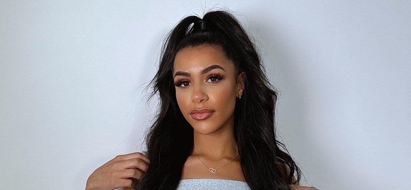 Izzy Fairthorne In Two-Piece Dress Says ‘Talk To Me Pretty’