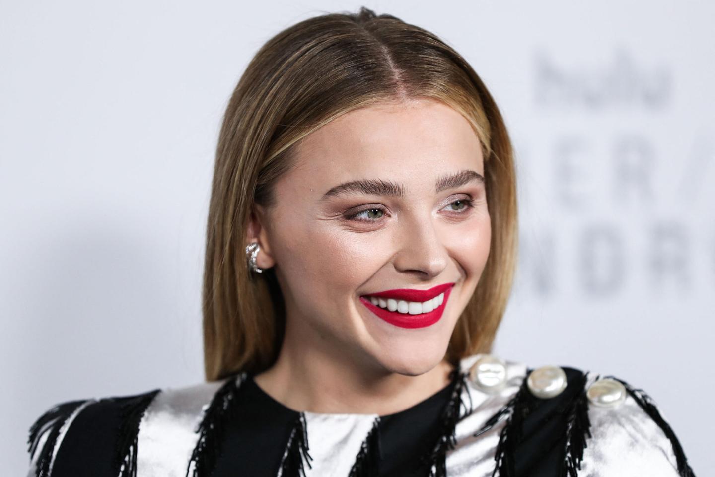 Chloë Grace Moretz Opens Up About Sexuality In Early Voting Post