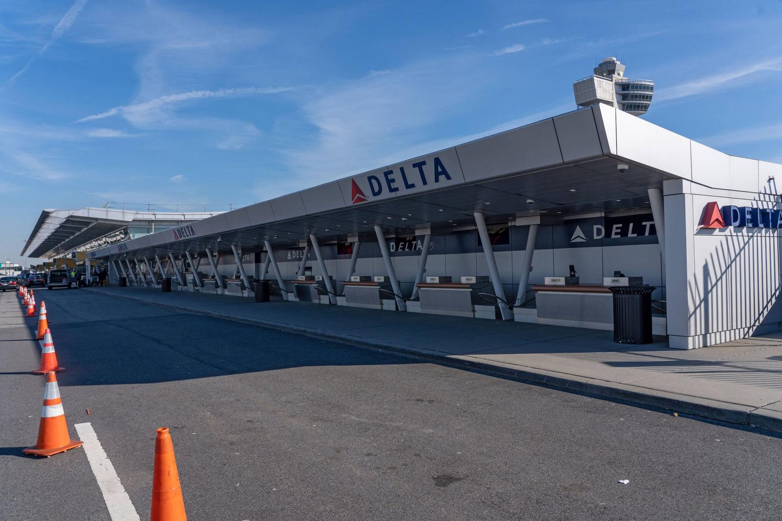 Bad Diarrhea Forces Delta Flight To Make Emergency Landing