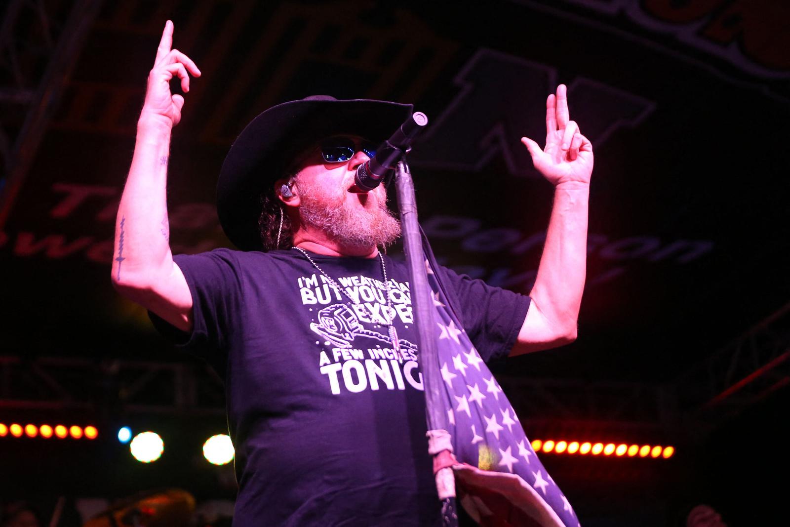 Country Singer Colt Ford In ICU After Suffering From A Heart Attack