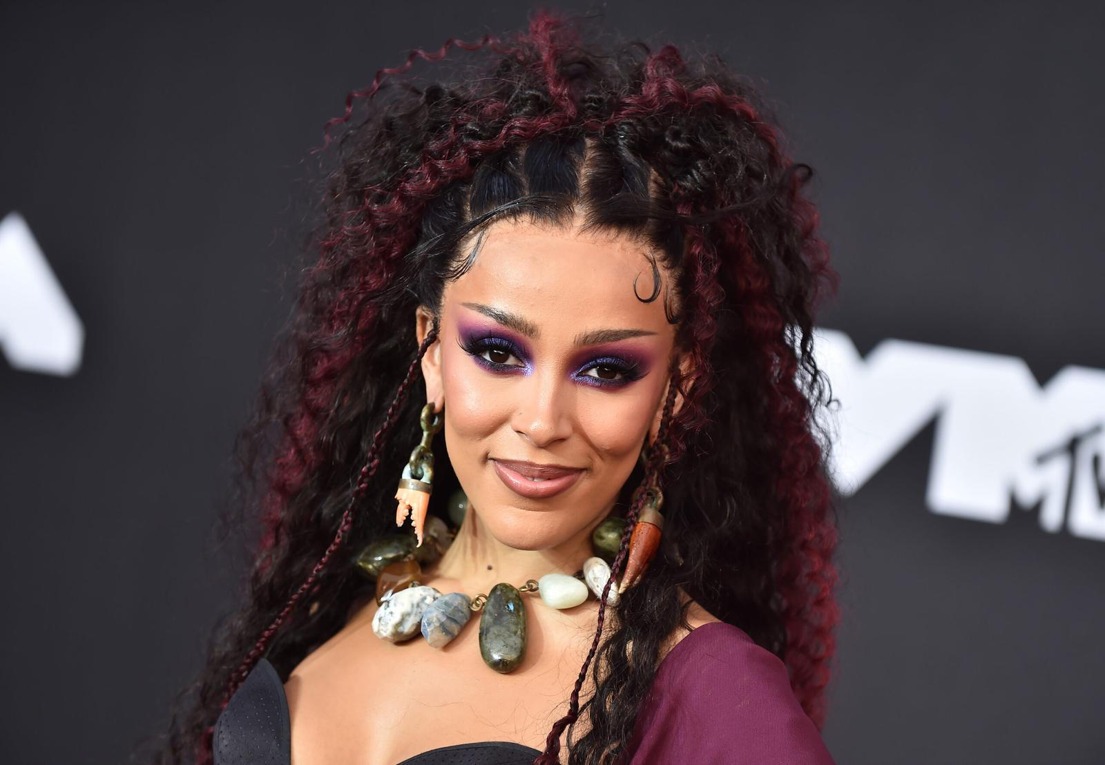 Doja Cat Celebrates 70-Day Vaping-Free Milestone