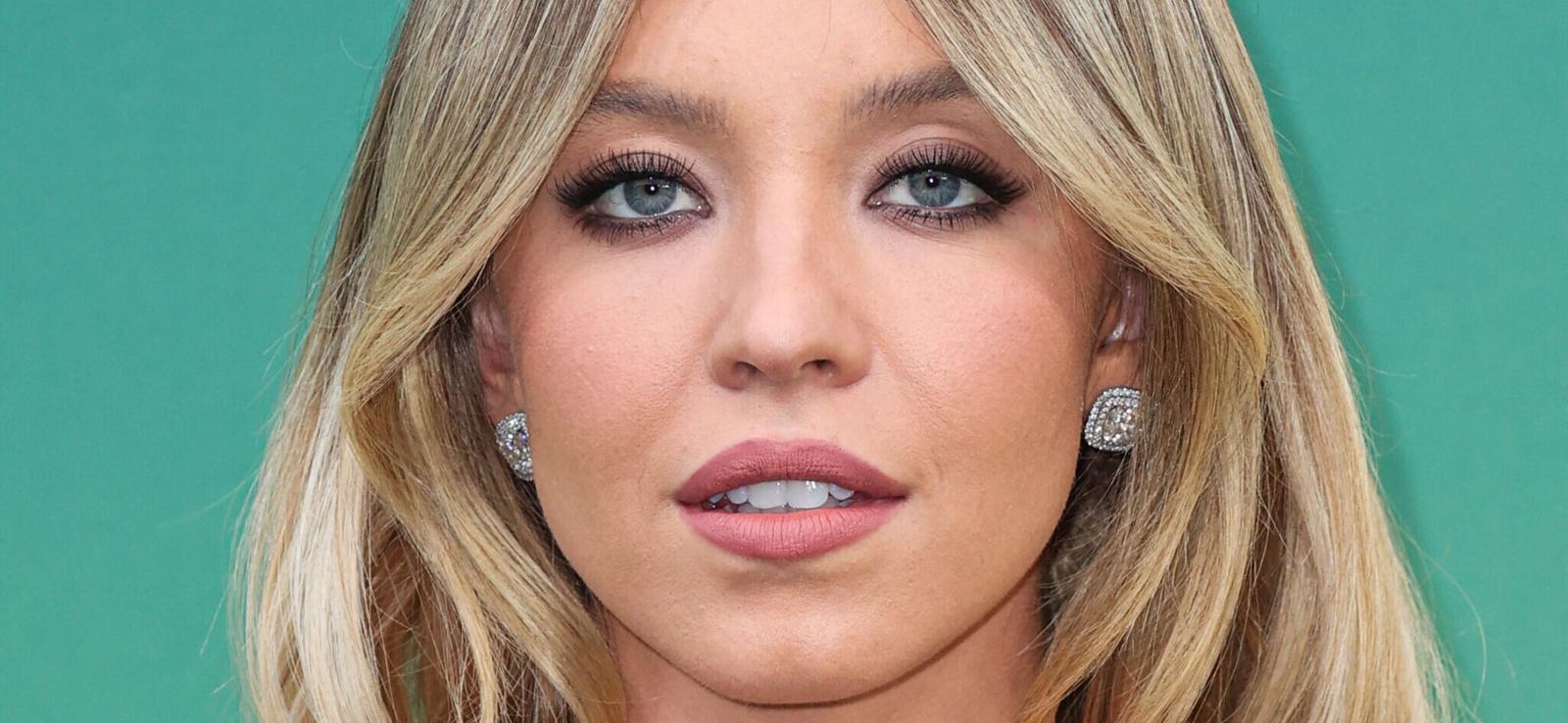 Sydney Sweeney 'Peeling' Off Bikini Told Photos Should Be 'Illegal'