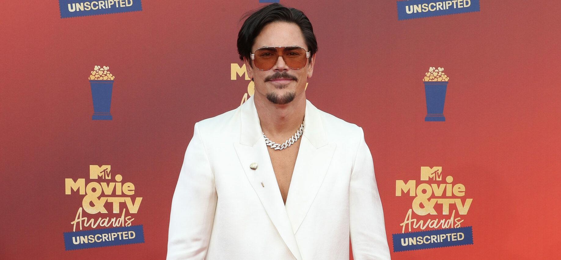 Tom Sandoval & Raquel Leviss Lock Lips On-Camera