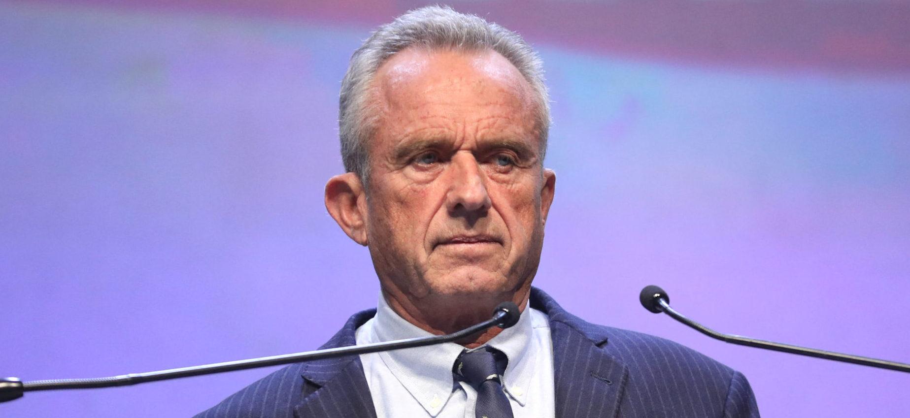 Robert F. Kennedy Jr. Under Fire For 'Animal Cruelty' Photo