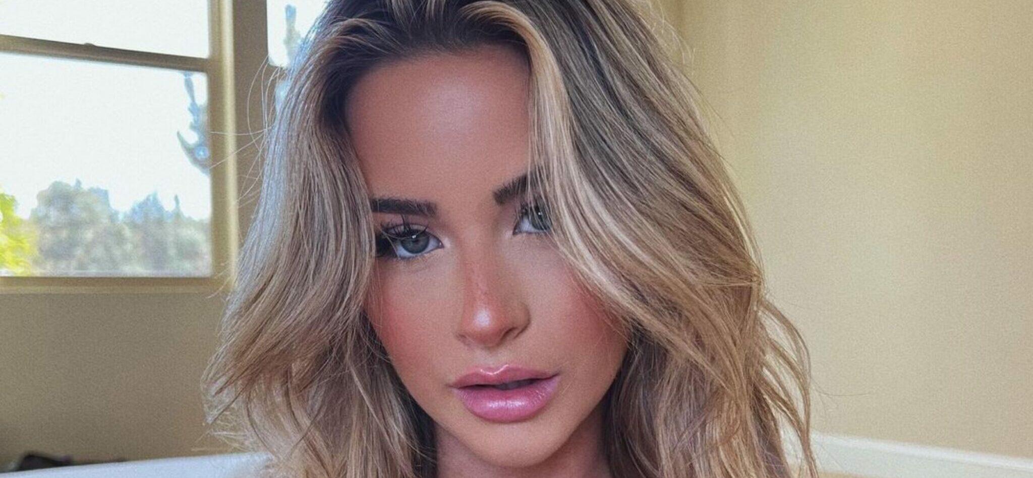 Emily Elizabeth Makes Her Chest Look Perkier By Doing Pilates