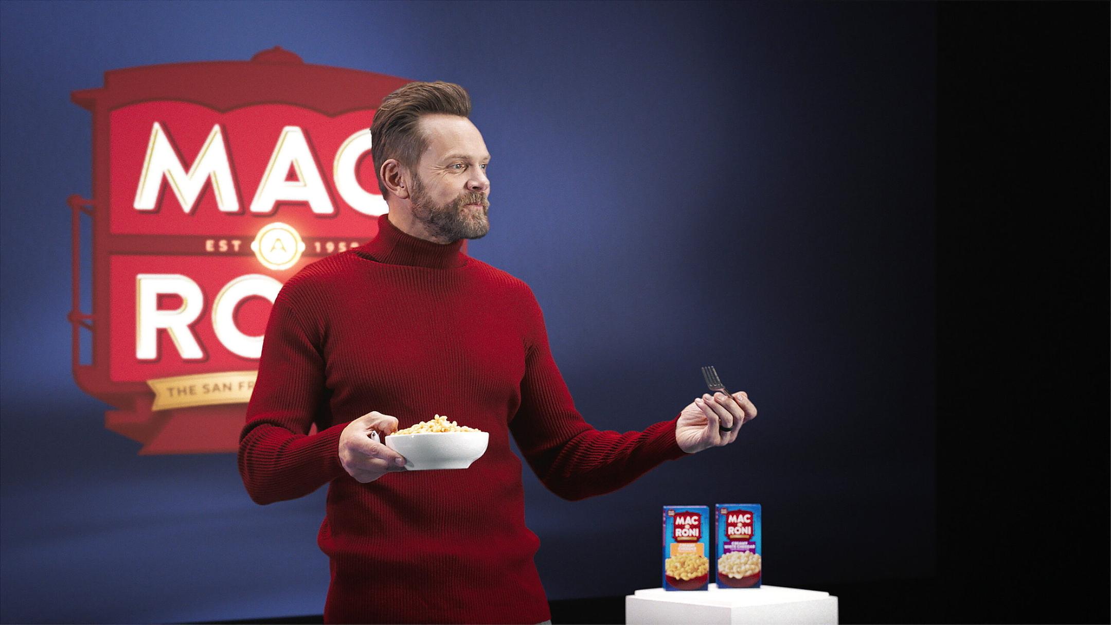 Joel McHale Dishes Up Laughter With A Side Of Mac-A-Roni!