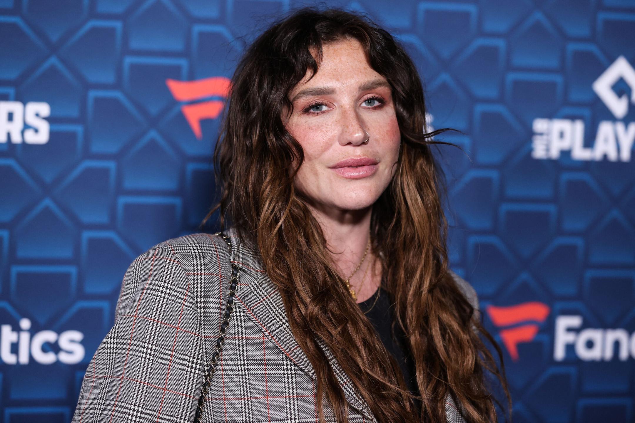 Kesha's 2025 Manifestation List Is Turning Heads