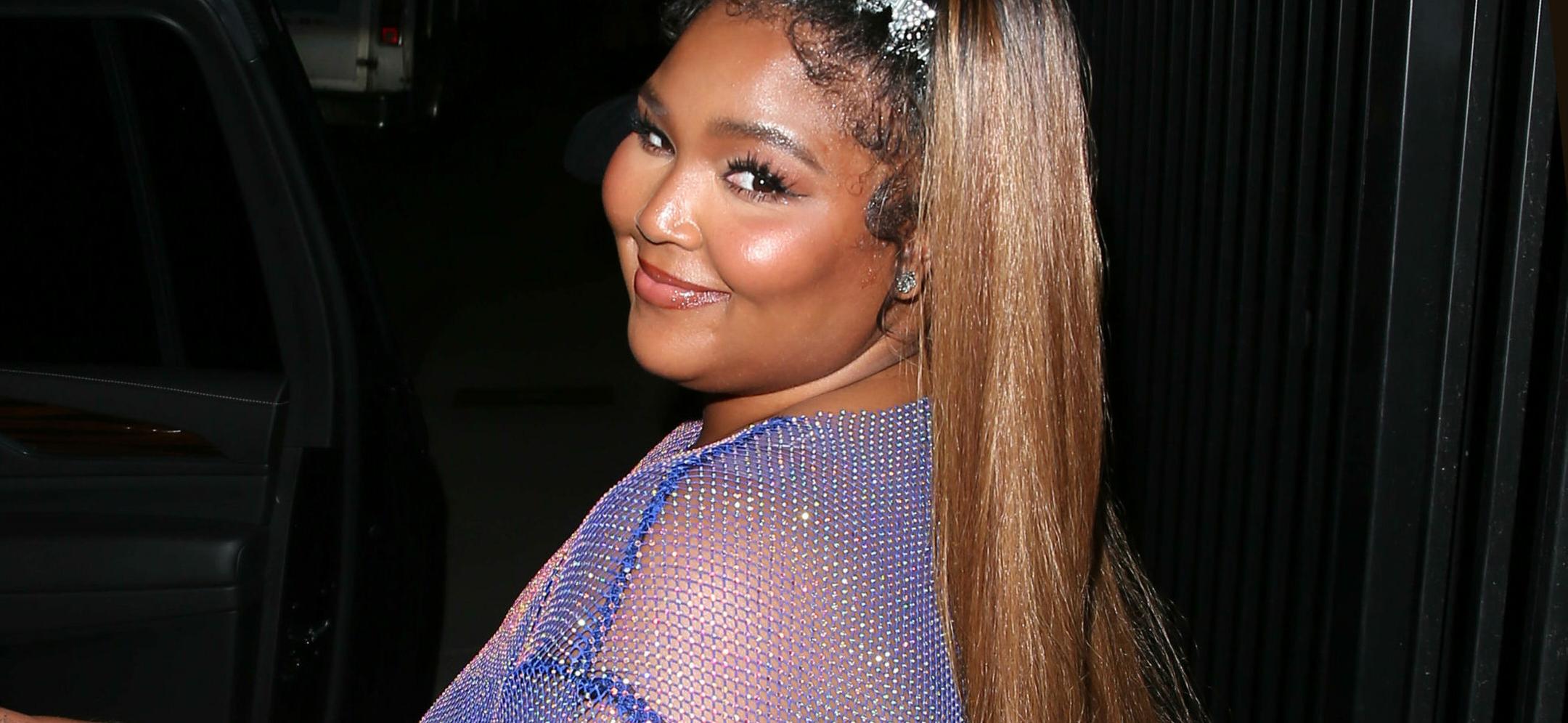 Lizzo Dances In Skin-Tight Leotard To Rejoice Her Weight Gain!