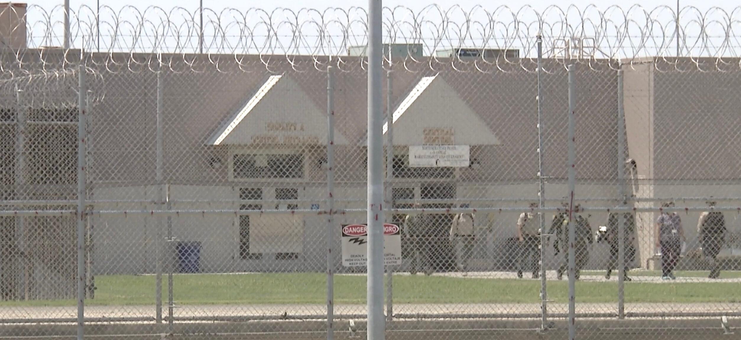 What Are America's Famous Prisoners Having For Thanksgiving?