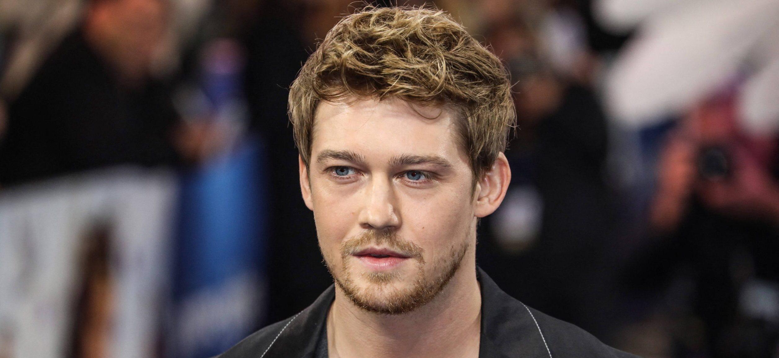 Joe Alwyn Fans Defend The Actor Against Taylor Swift's 'Swifties'