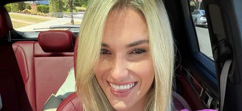 Kayla Simmons Flaunts Ample Assets In Plunging Swimsuit Photos