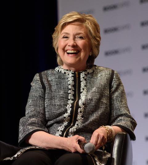 Hillary Clinton Celebrates The End Of 'SNL' Era For Pete Davidson And ...