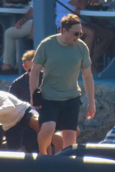 Elon Musk Shocks The Internet Going SHIRTLESS On A Yacht In Greece