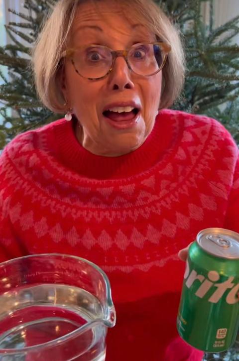 TikTok Babs Will Help Decorate Your Xmas Tree With These Tips