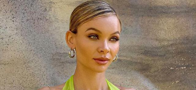 Alyssa Scott Flaunts Postpartum Body In Fitted Black Dress