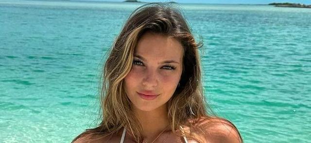 Grace Boor Shows Off Tanned Buns In Her Pink Floss Bikini