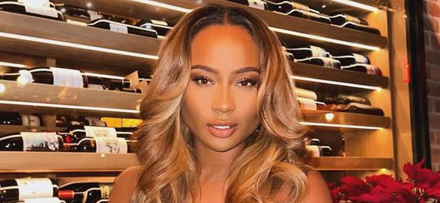 Kayla Nicole Flaunts Toned Body In Cheeky New Workout Video