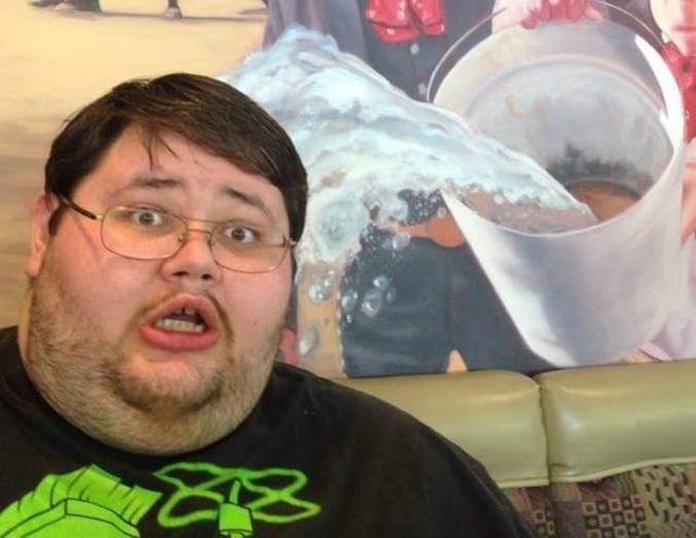 'Fedora Guy' Jerry Messing On Life Support Fighting Against COVID-19