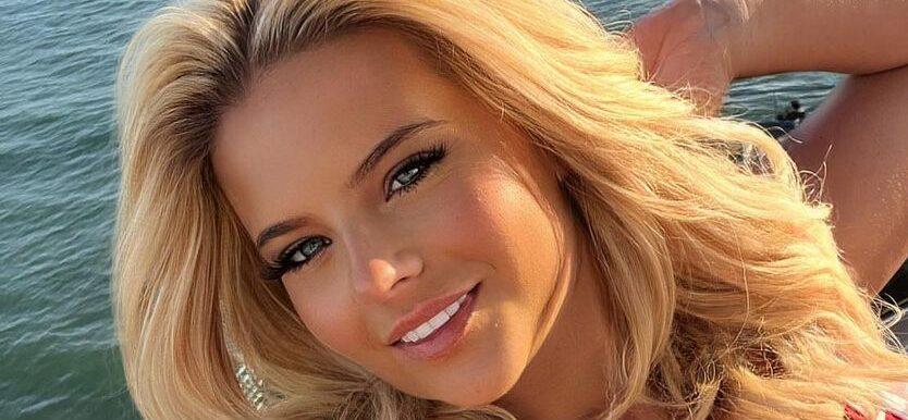 Apollonia Llewellyn Presents Her 'Annual Snow Day In A Bikini'