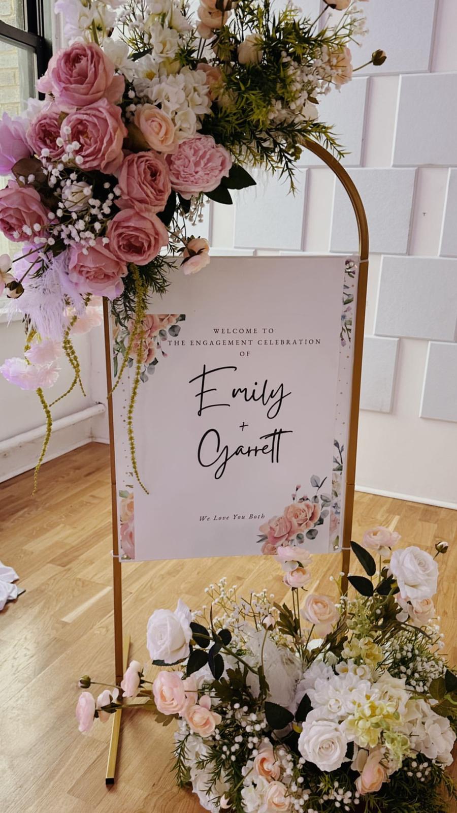 Emily Elizabeth Gives Eye-Popping Busty Display In Her Swimsuit