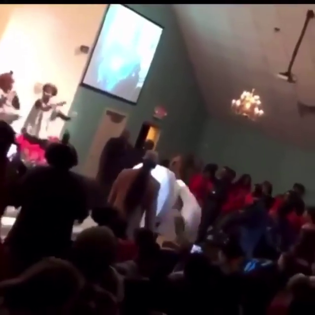 Kanye West Did Not Fall Off a Horse During Sunday Service, But the ...